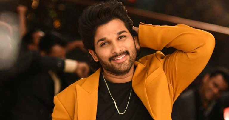 Icon Star Allu Arjun eyes on Bollywood debut | StudioFlicks